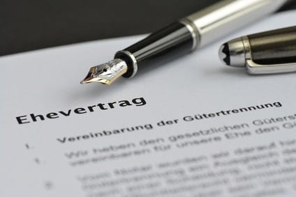 Eheverträge verhindern den Rosenkrieg - Kanzlei Huckert